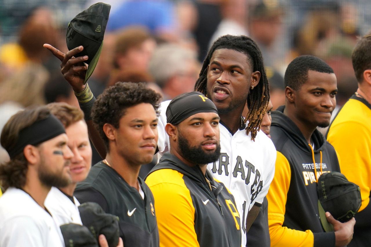 In Pittsburgh, Pirates' overhaul gains momentum by the day