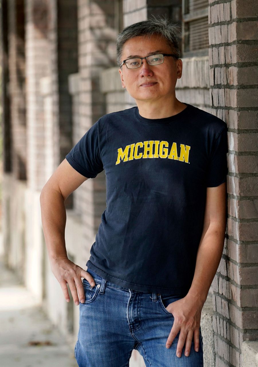 A new memoir serves up life lessons from a childhood in a Chinese ...