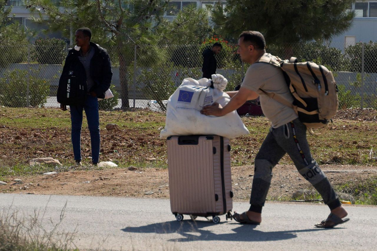 Fighting erupts at Cyprus migrant camp; 2 hurt, tents ablaze