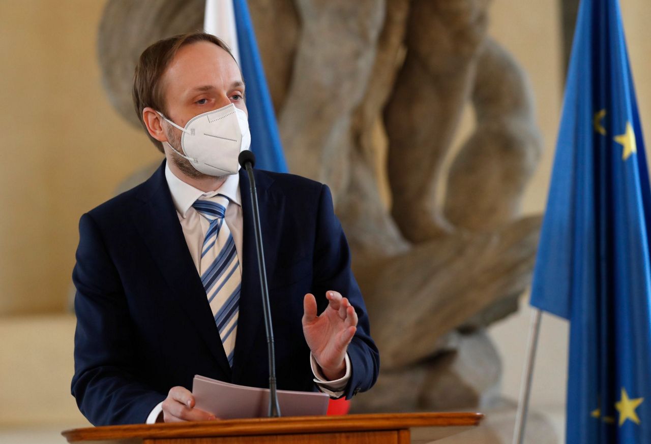 Czechs to Russia: Let our diplomats back or more of yours go