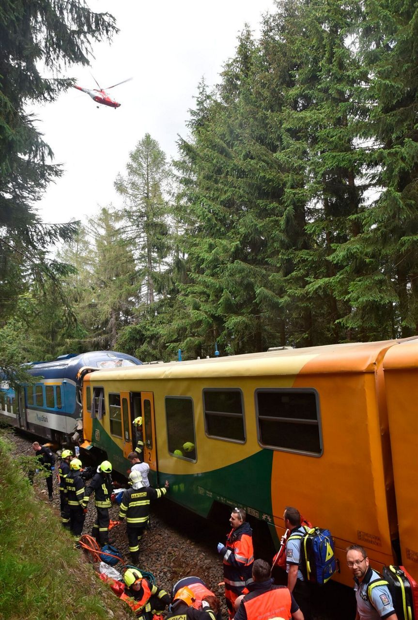 At least 2 die in head-on collision of Czech trains