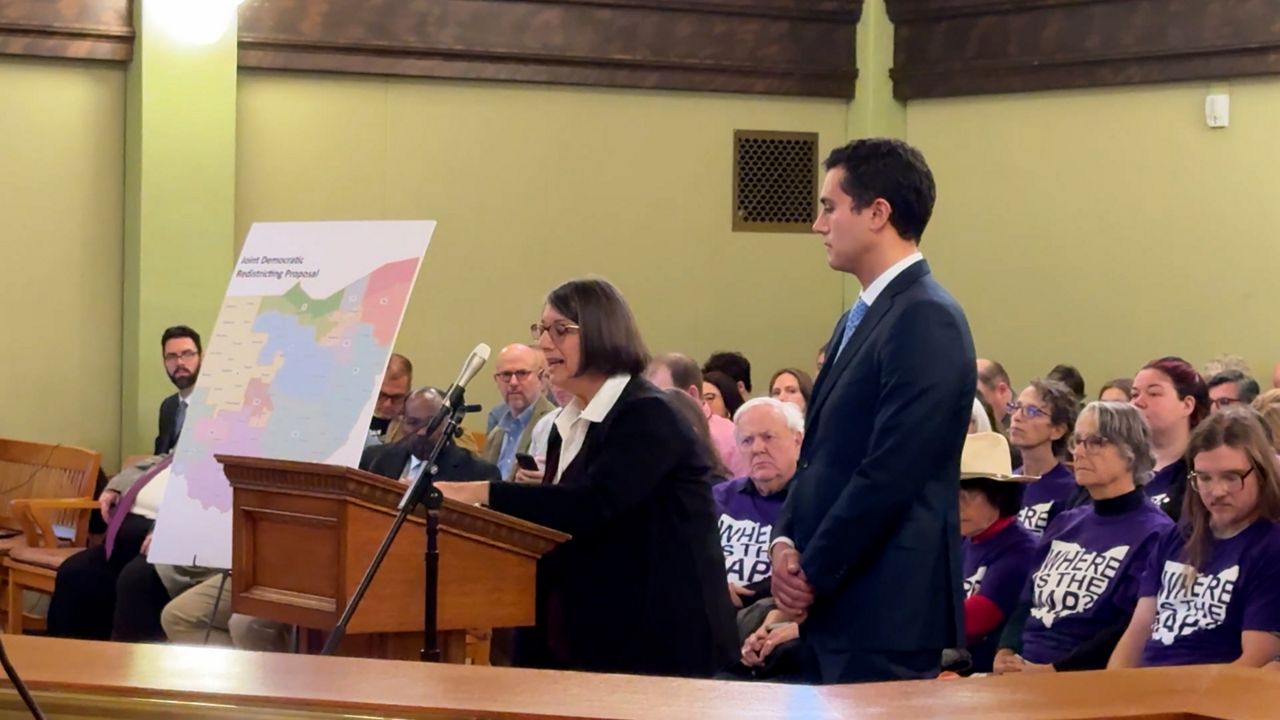 Redistricting commission meeting ends without map