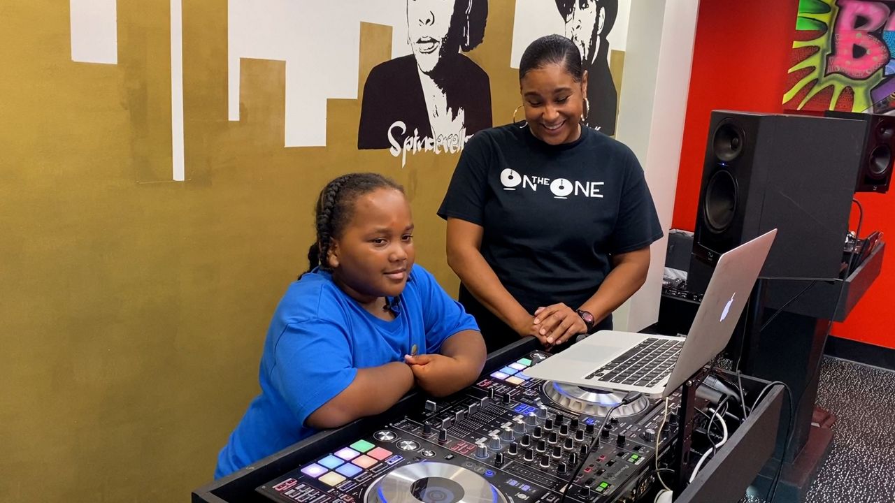 Syracuse DJ helping others master the beat