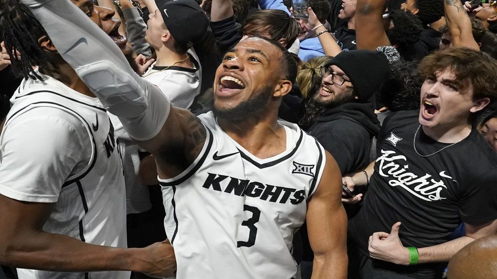 Darius Johnson scores 1,000th career point in UCF's win