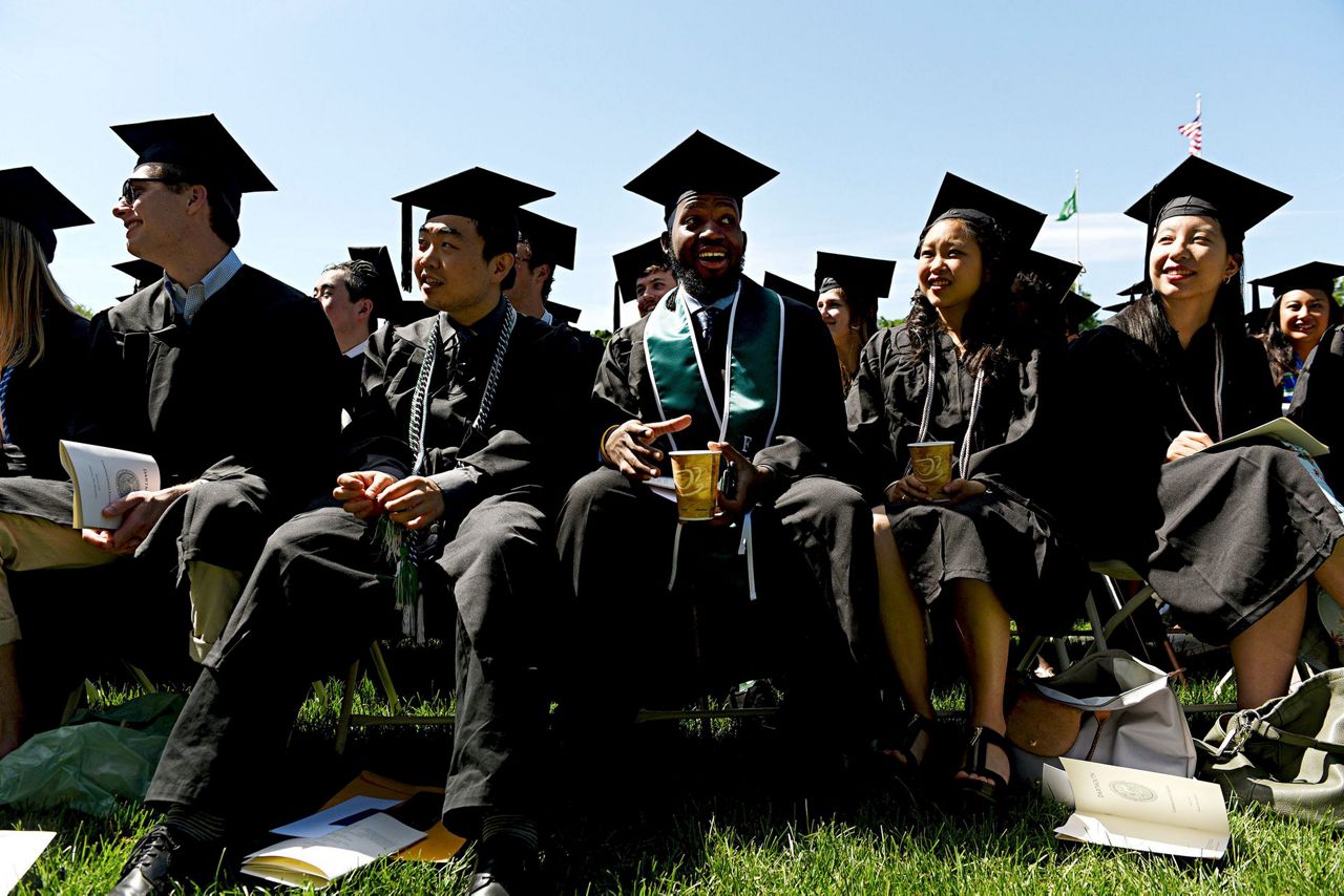Dartmouth's Mindy Kaling speaking at alma mater's graduation
