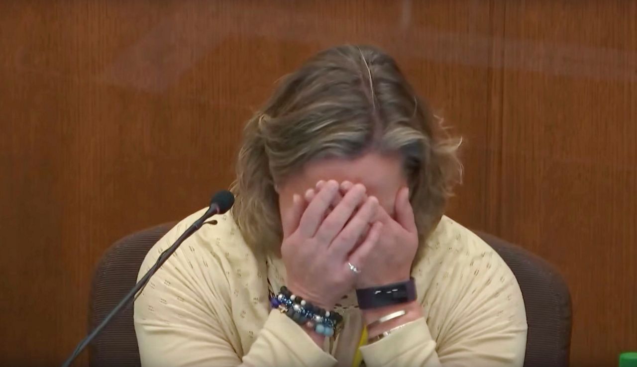 Experts: Potter missed chance to explain Taser-gun mix-up