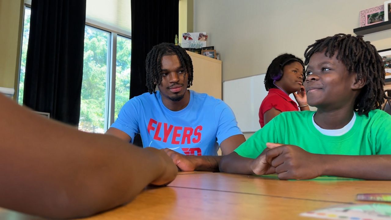 UD uses NIL to encourage students