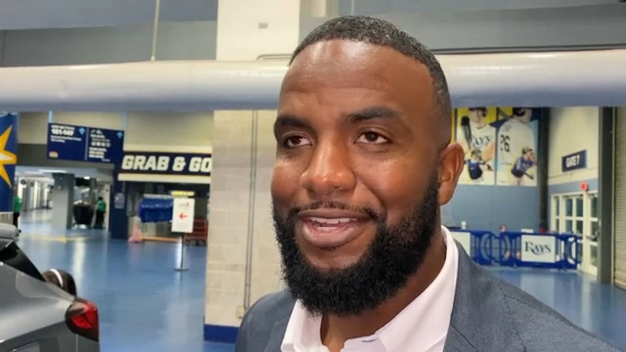 Denard Span helps single moms ride in style