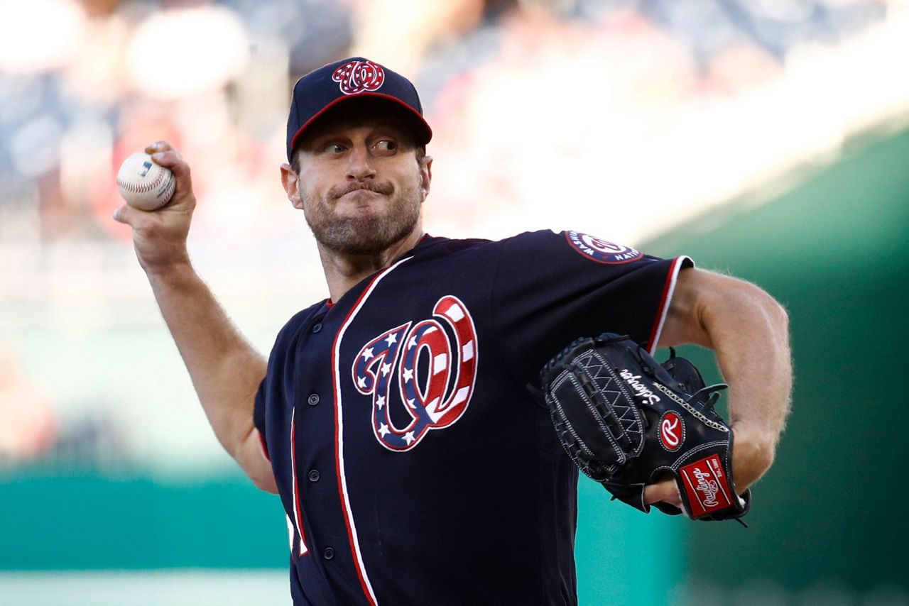 Nationals pitcher Max Scherzer to start despite broken nose