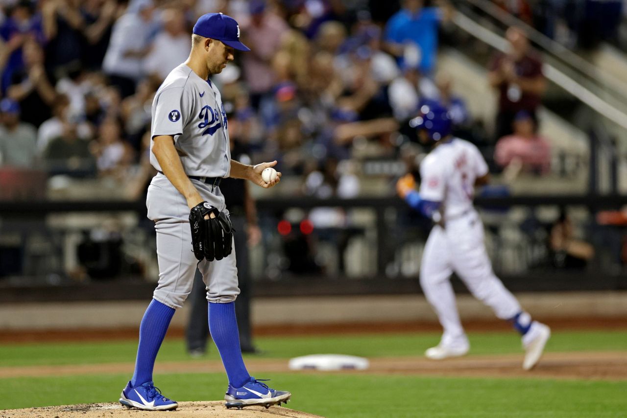 Timmy Trumpet plays after big Nimmo catch, Mets beat Dodgers