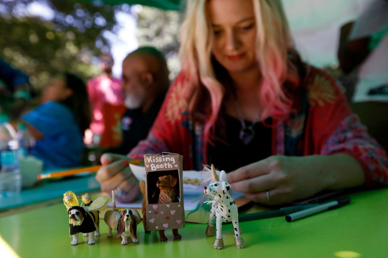 Doggy Con: a pop culture convention for furry fanatics