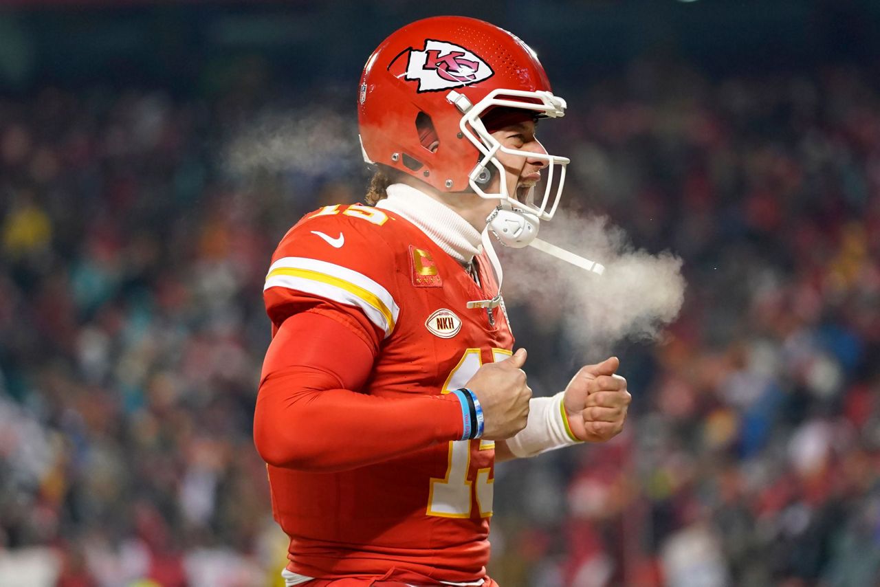 Chiefs' Patrick Mahomes hitting the road for first time in the playoffs ...