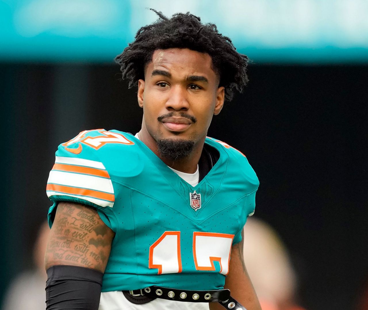 Dolphins Agree To 3 Year 8475 Million Contract Extension With Wr Jaylen Waddle Ap Source Says