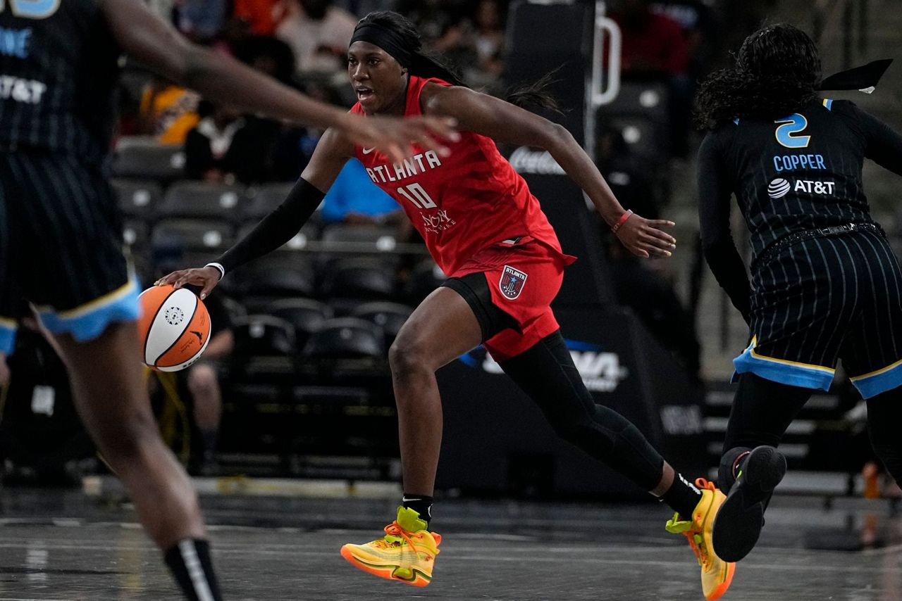 Dream 2nd year standout Rhyne Howard aims to be WNBA's next ...