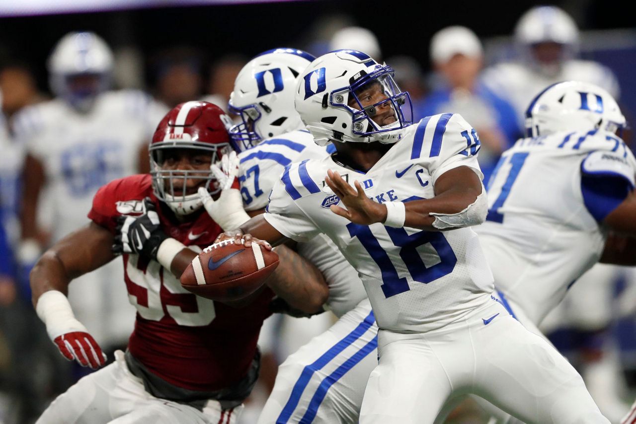 Tagovailoa leads No. 2 Alabama to 42-3 rout of Duke