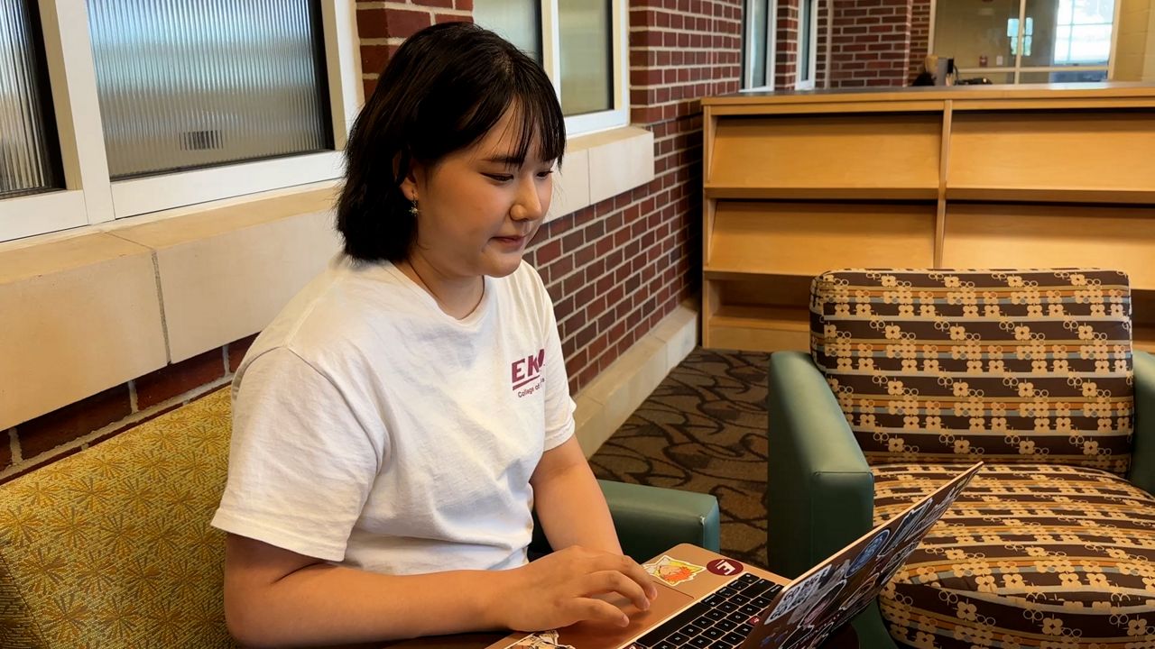 19 year old graduates EKU with honors