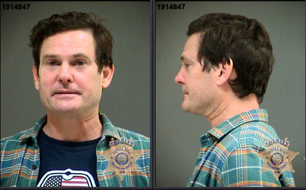 Henry Thomas, star of 'E.T.', arrested for DUI in Oregon