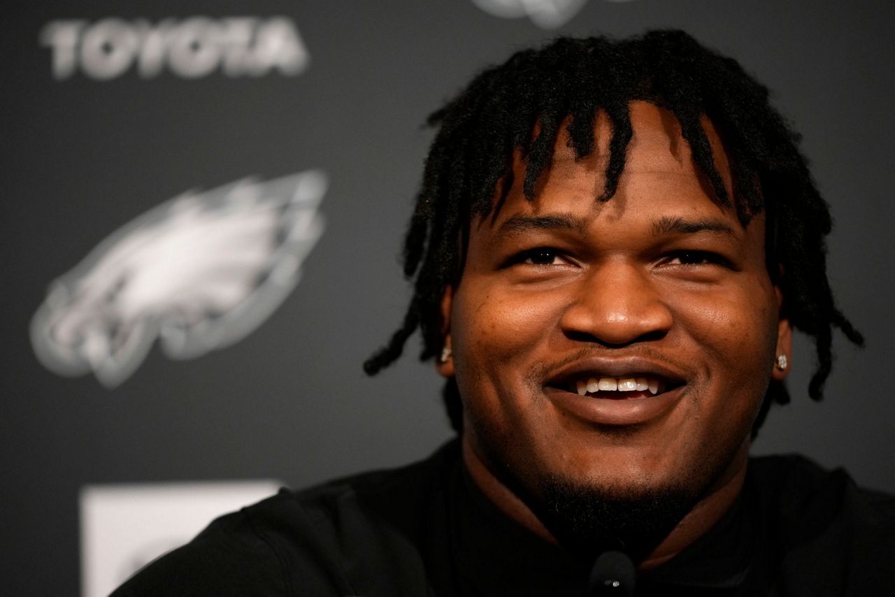 AP Report Cards: Texans, Eagles get highest NFL draft grades