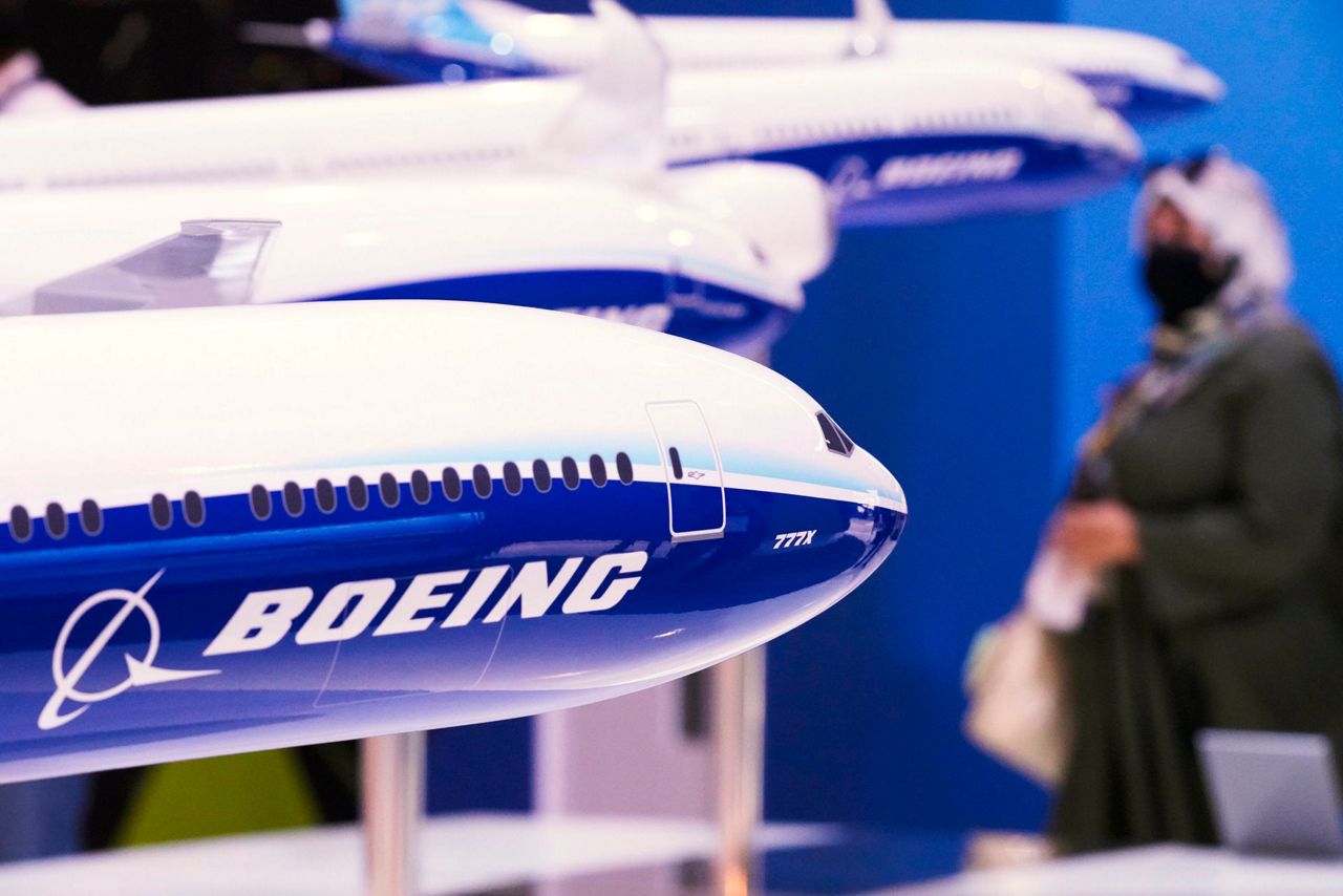 Boeing cuts its 4Q loss to $30 million, but that was before one of its ...