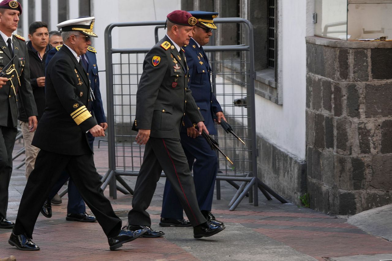 Ecuador arrests 6 Colombians in slaying of presidential candidate as ...