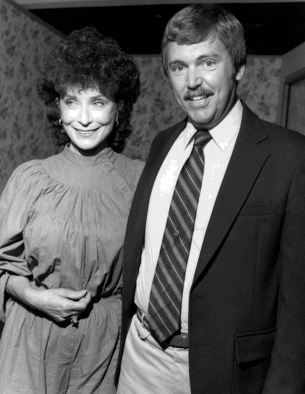 Longtime AP country music chronicler Joe Edwards dies at 75
