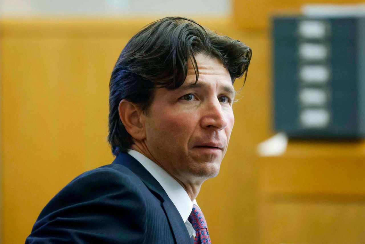 Retrial to begin in Texas for man charged with killing 18