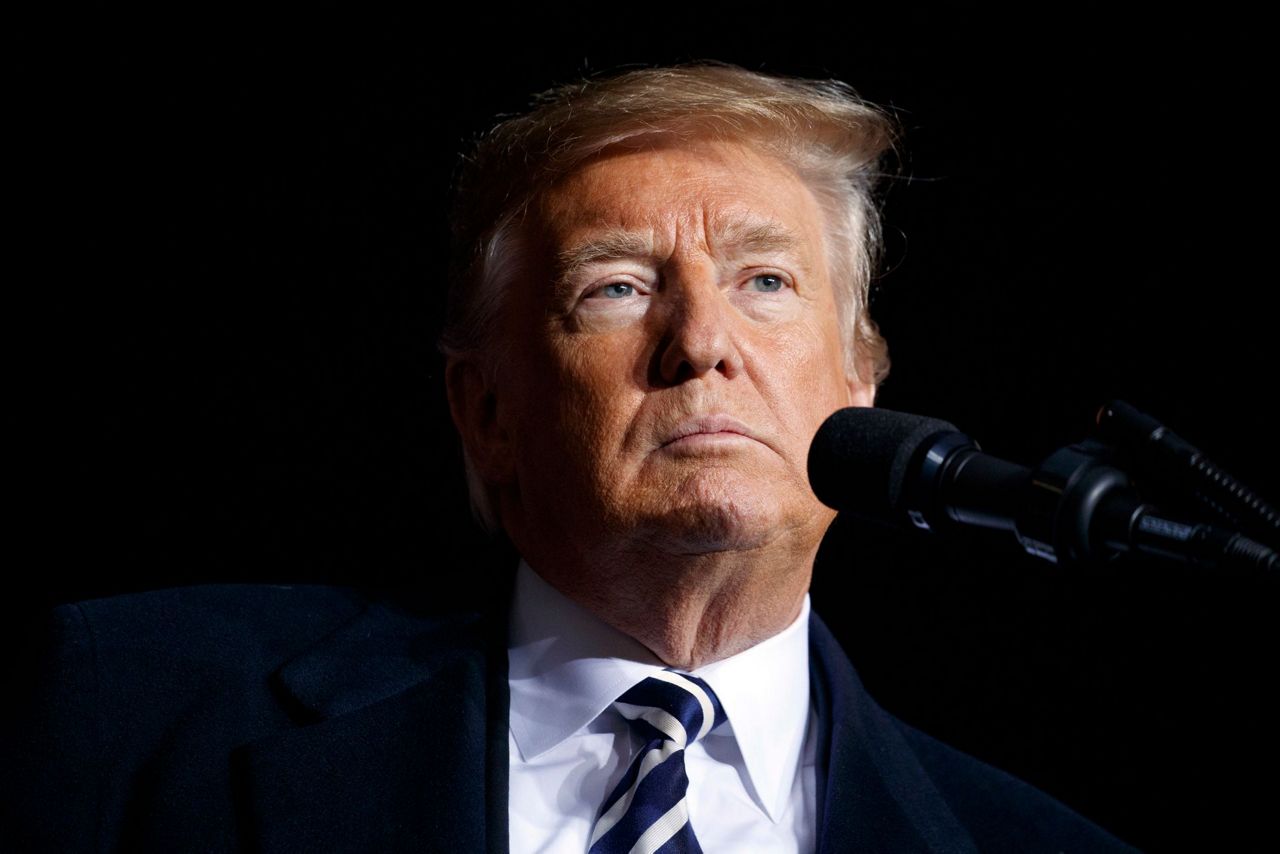 Trump takes immigration message to Missouri in rally blitz