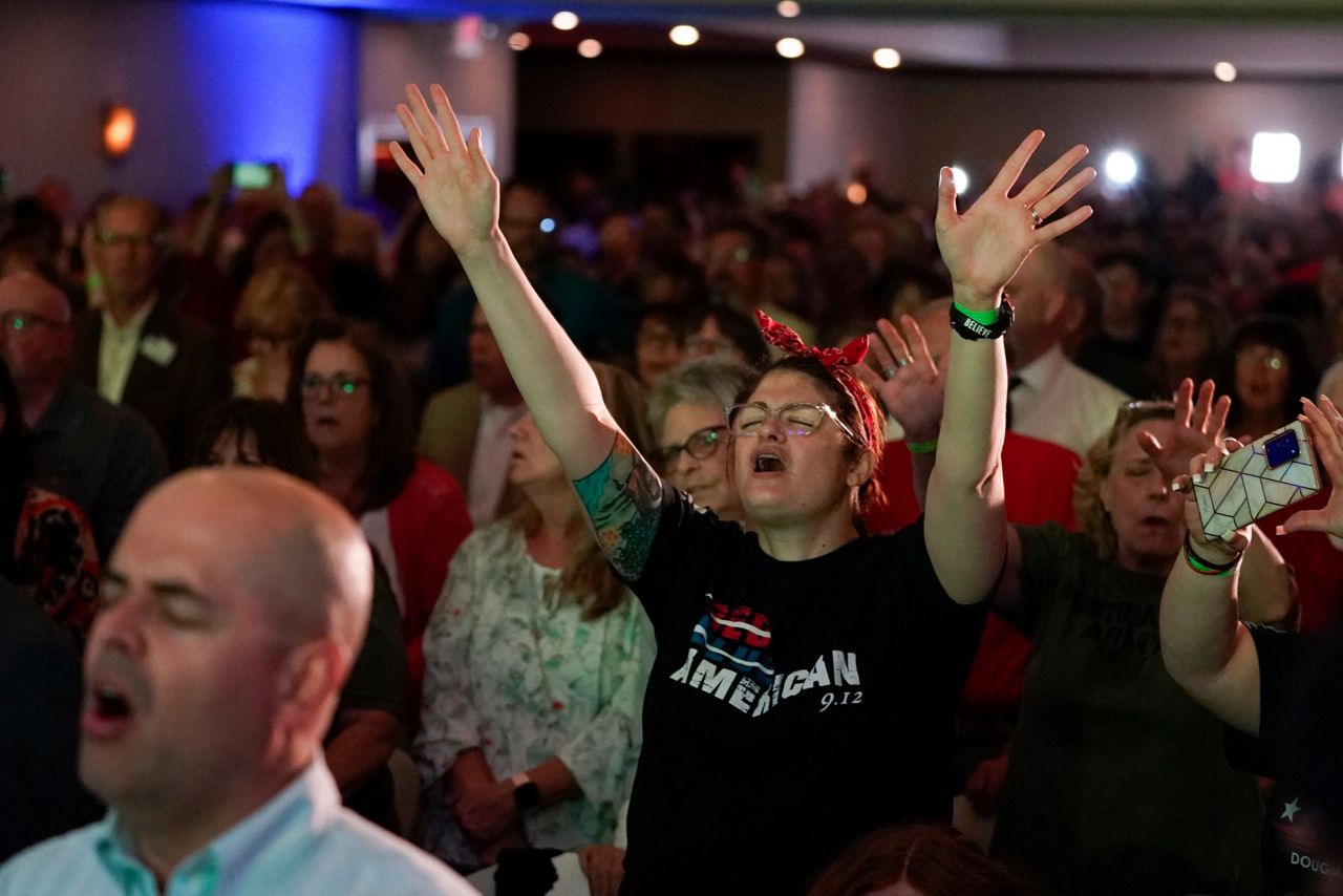 Pa. governor candidates deploy religion in contrasting ways