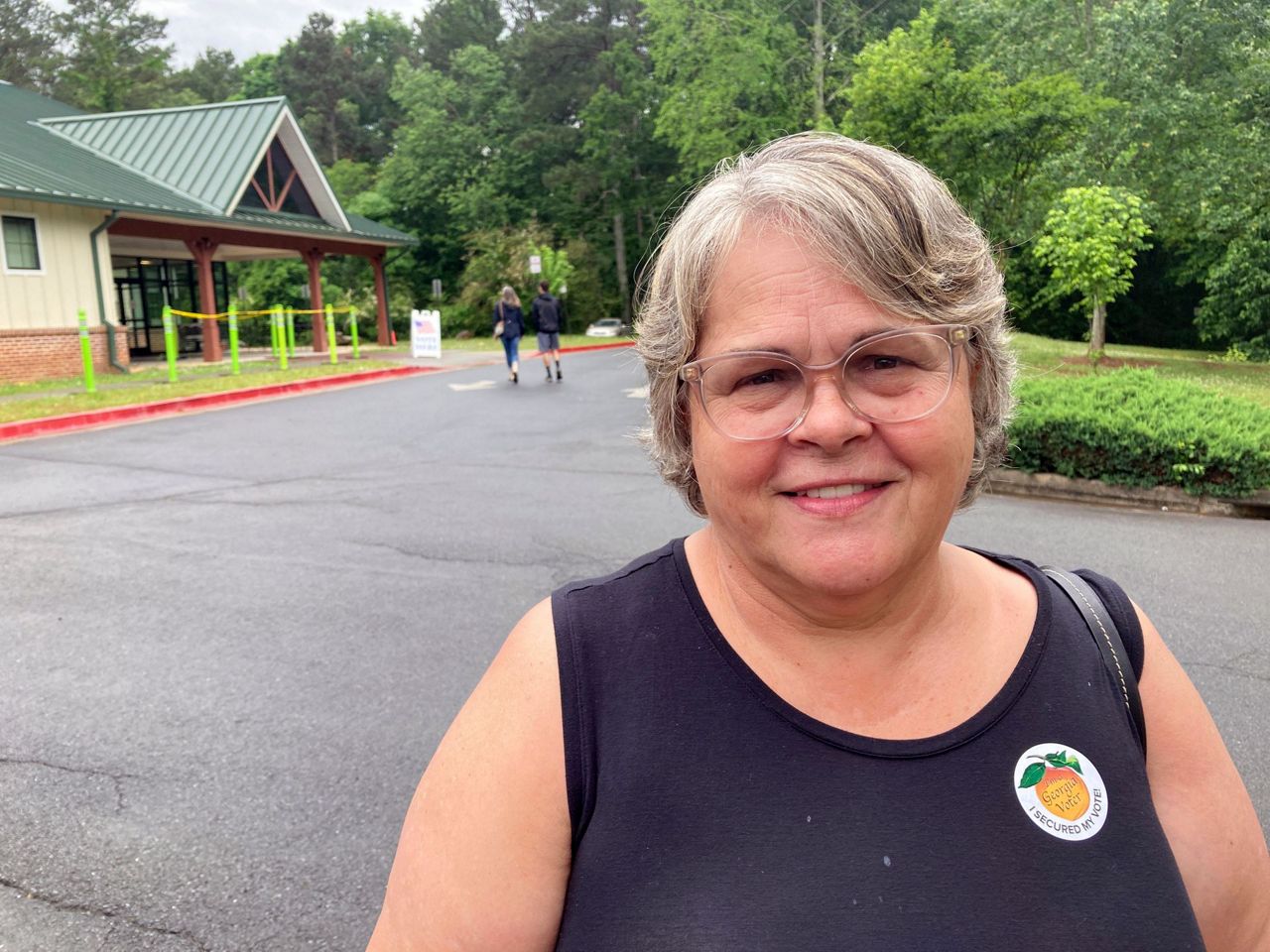 In early primaries, voters favor polling places over mail