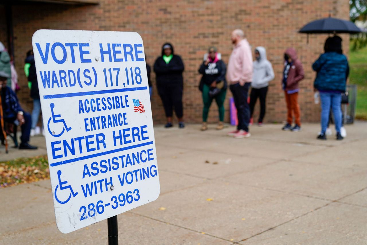 Early in-person voting starting in Wisconsin amid lawsuits