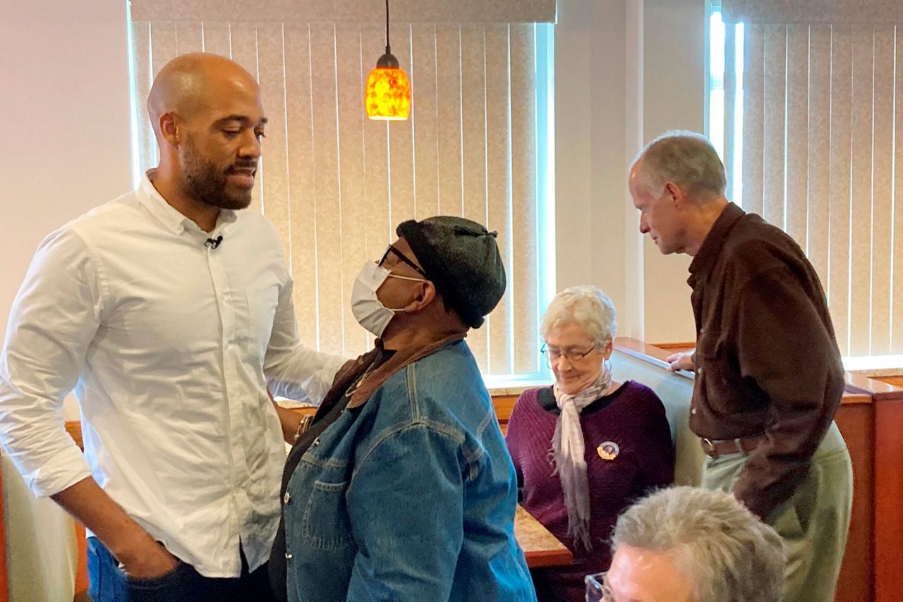 Wisconsin's Johnson embraces controversy in reelection bid