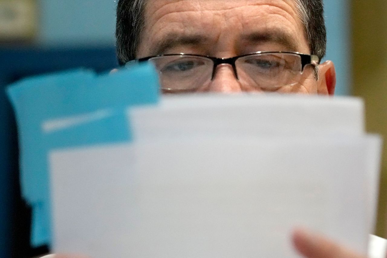 How Chicago elects a mayor, and why a winner may take weeks