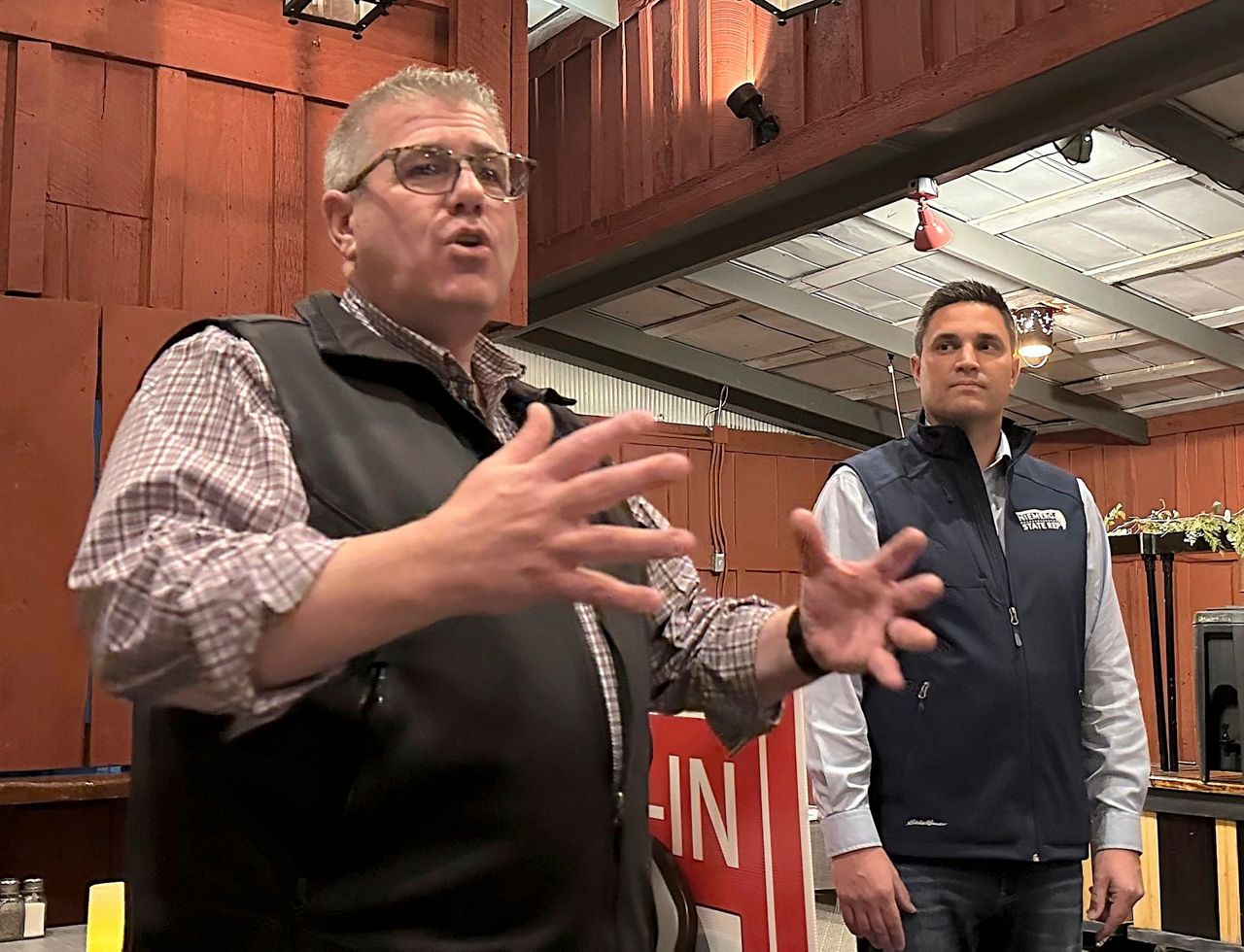 Southern Illinois GOP congressional candidates race to win the hearts ...