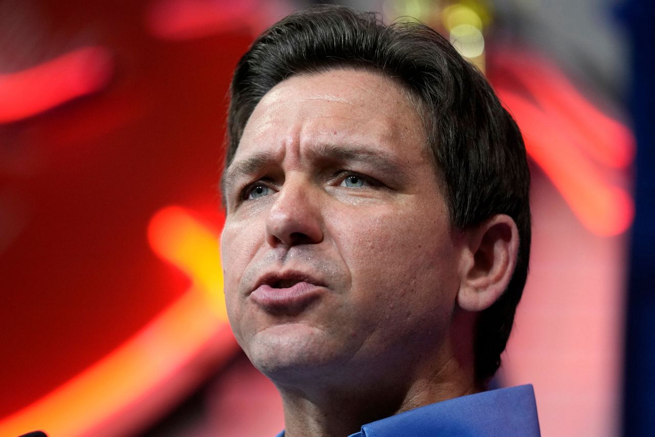 DeSantis, Trump look to sway Iowa GOP activists at dueling events