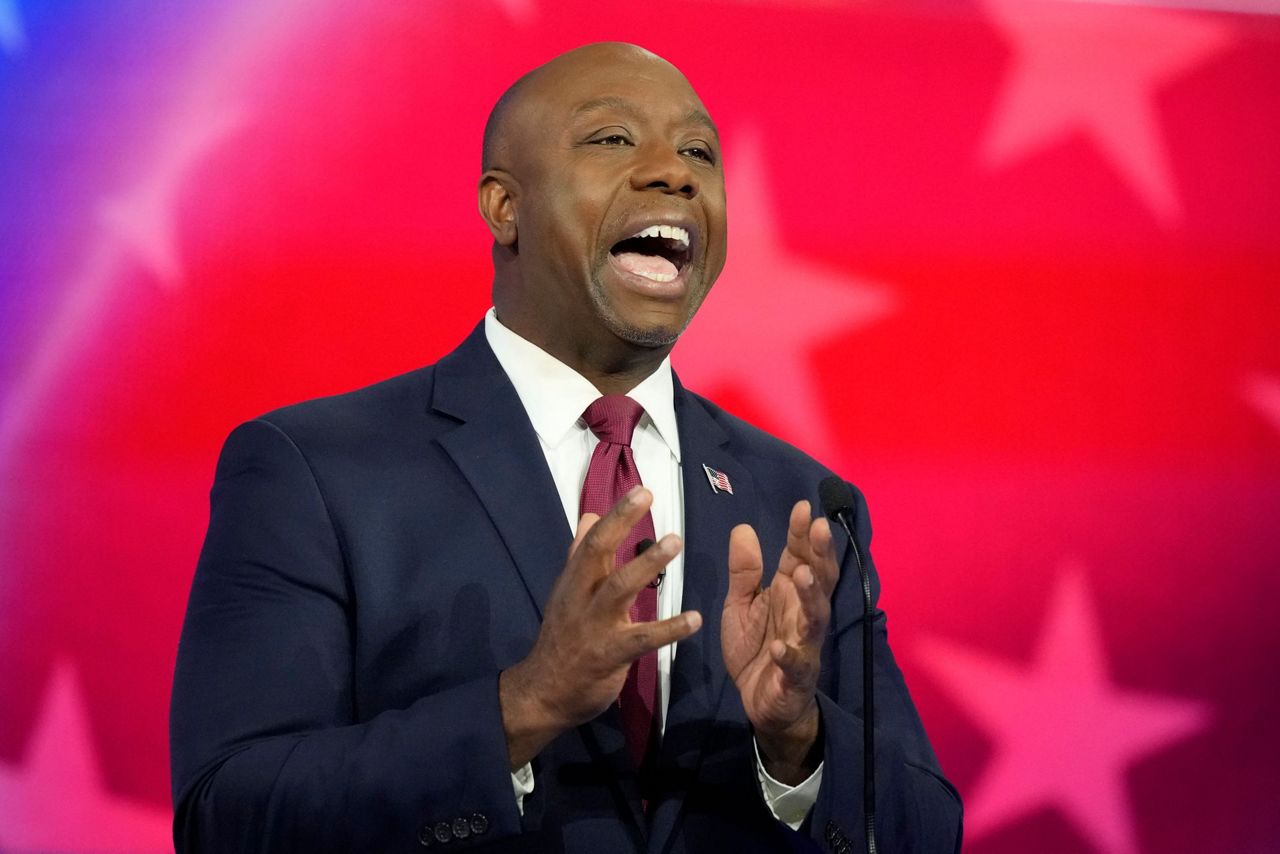 Republican presidential candidate Tim Scott announces he is dropping ...
