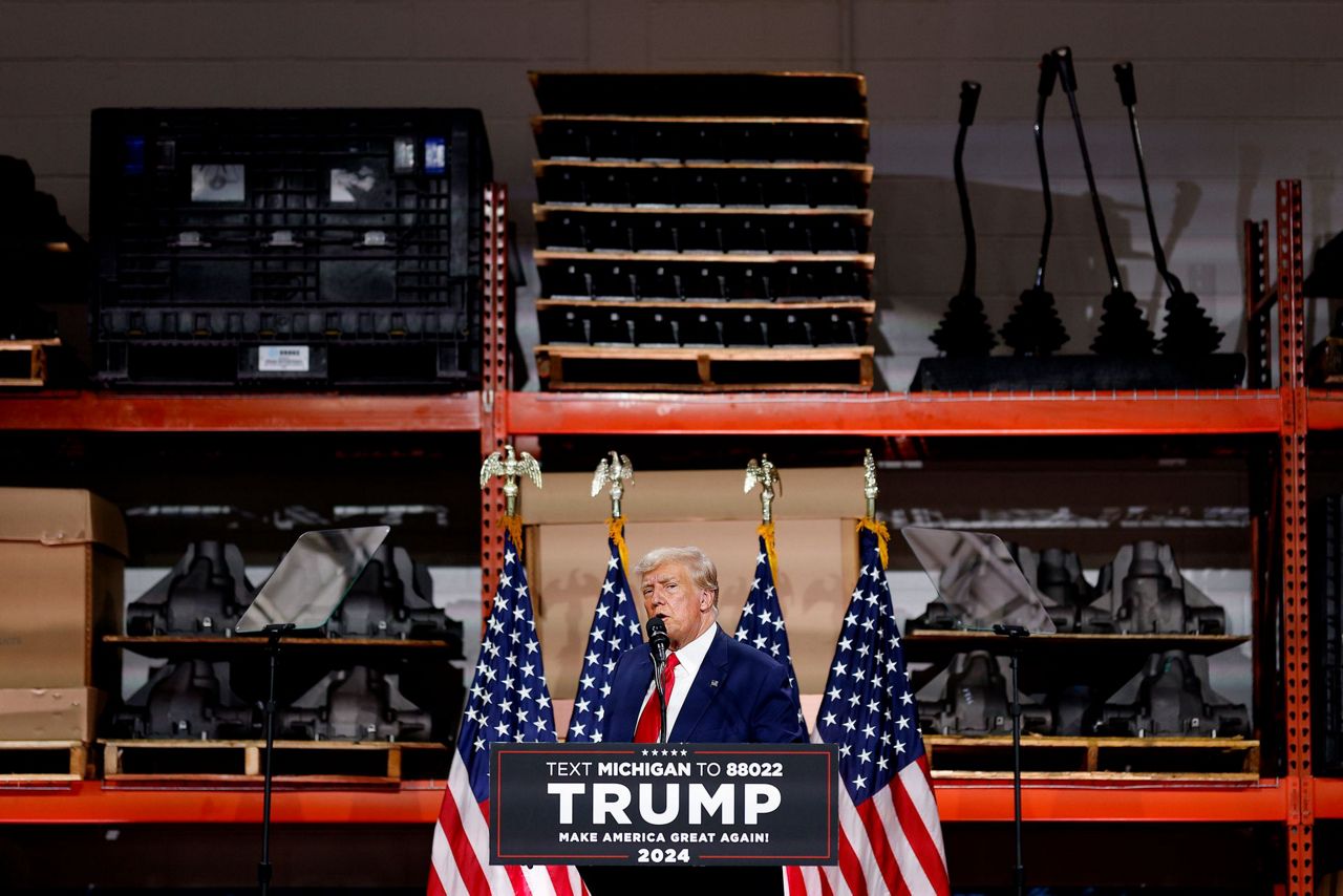 Trump looks to set up a California primary win with a speech to ...