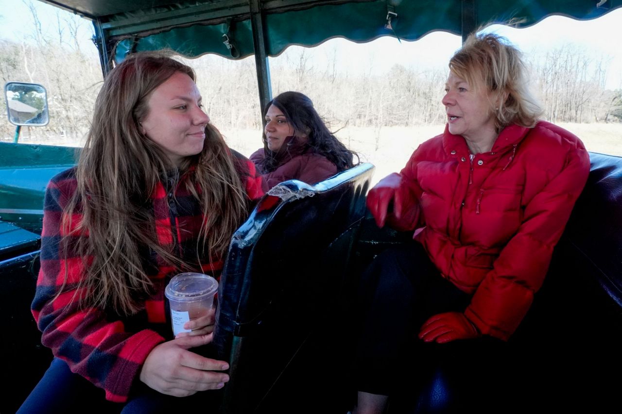 In swing-state Wisconsin, Democrat hustles to keep key Senate seat ...