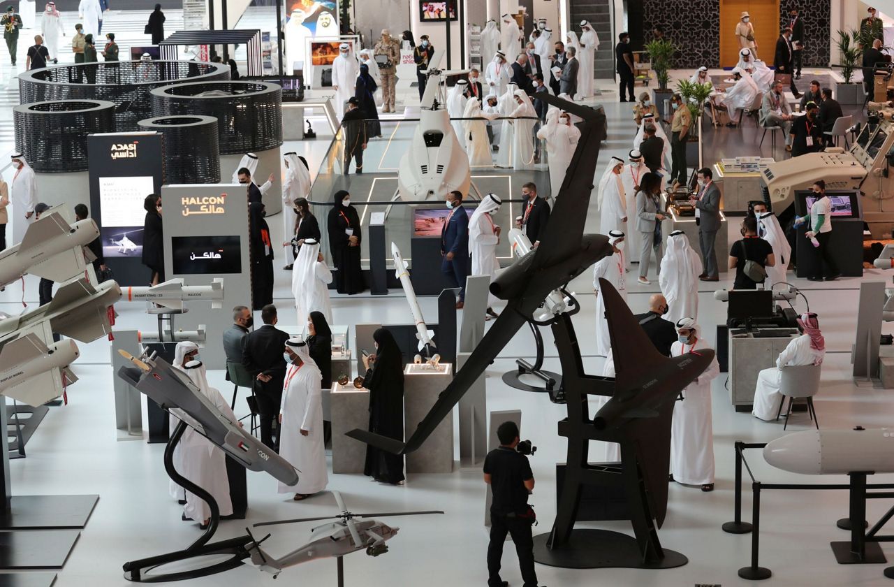 UAE weapons show draws major deals, traders amid pandemic