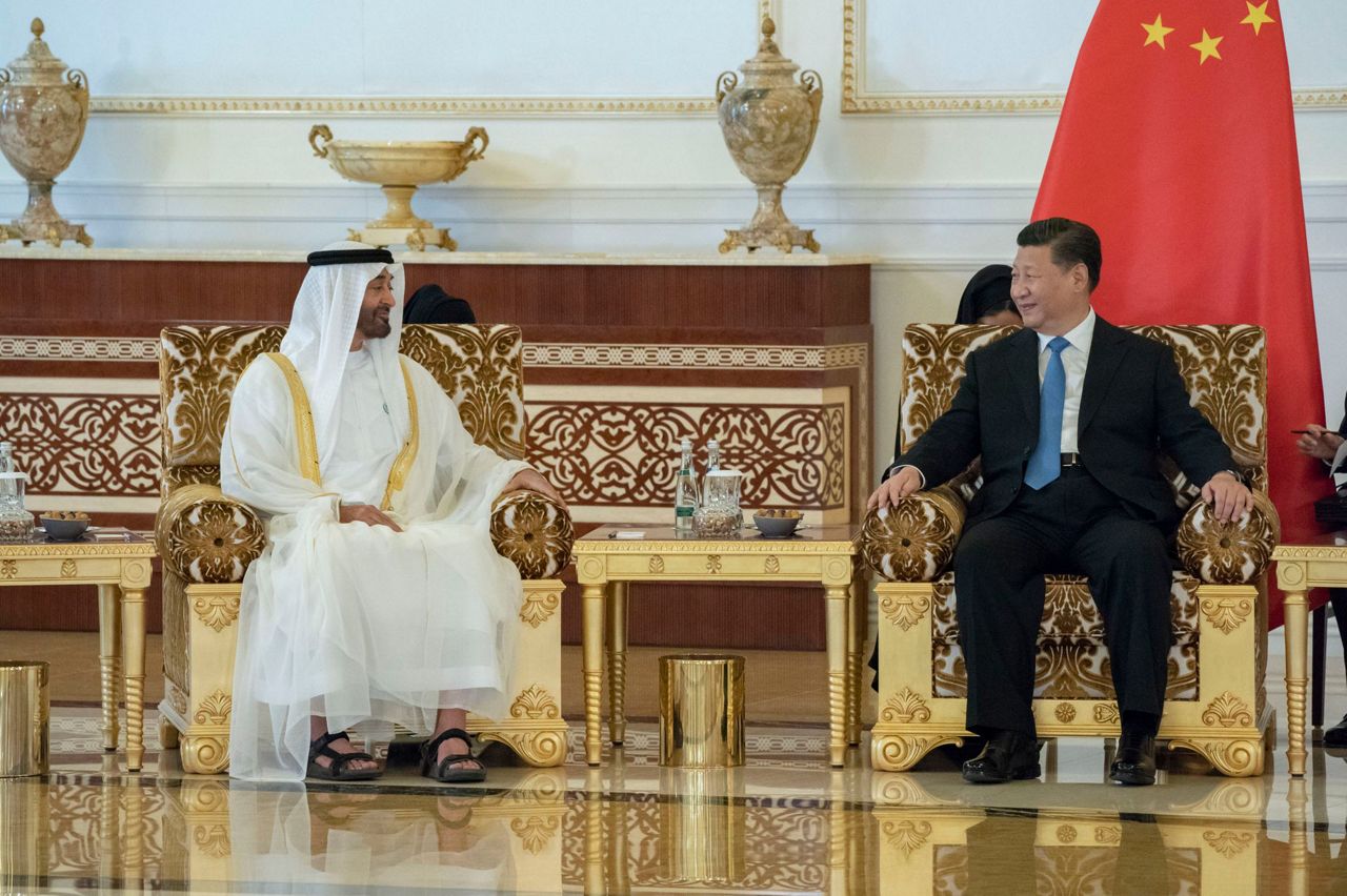 Chinese president meets top leaders in 1st visit to UAE