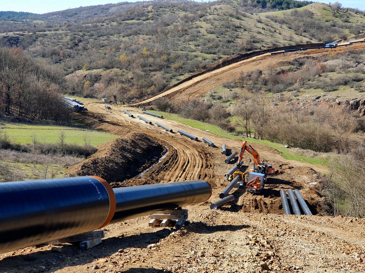 New gas pipeline boosts Europe's bid to ease Russian supply