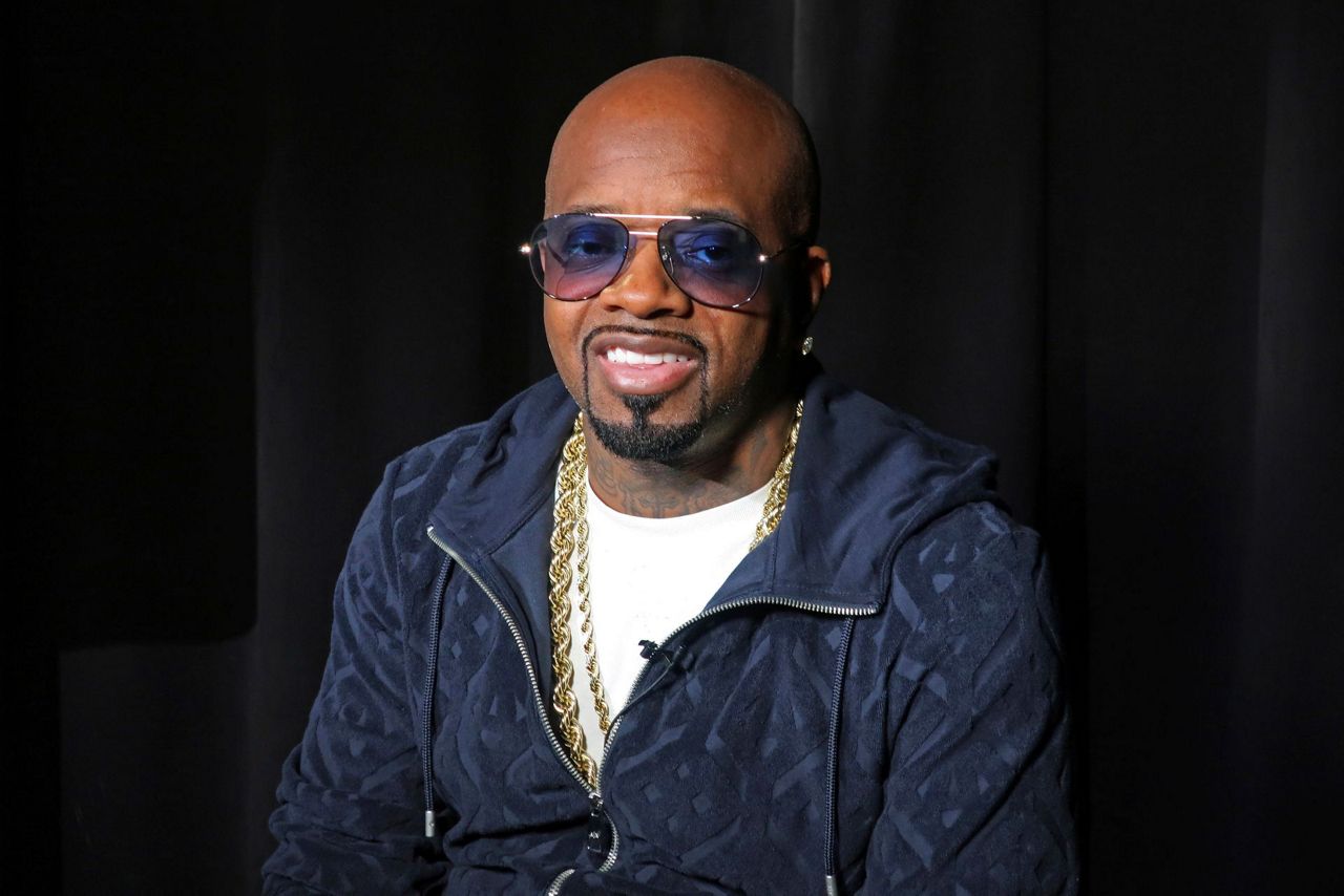 Jermaine Dupri commemorates 50 years of hip-hop at Essence Festival of ...
