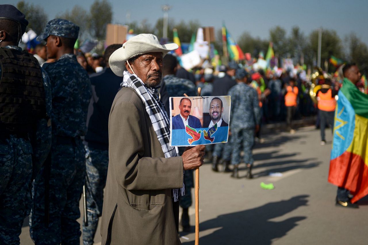 Ethiopians protest against outsiders amid Tigray conflict