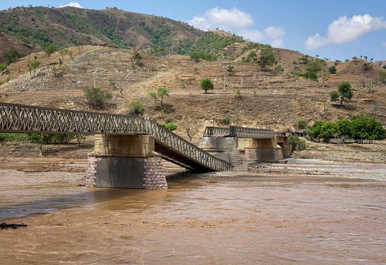 Ethiopia denies it's trying to 'suffocate' Tigray region