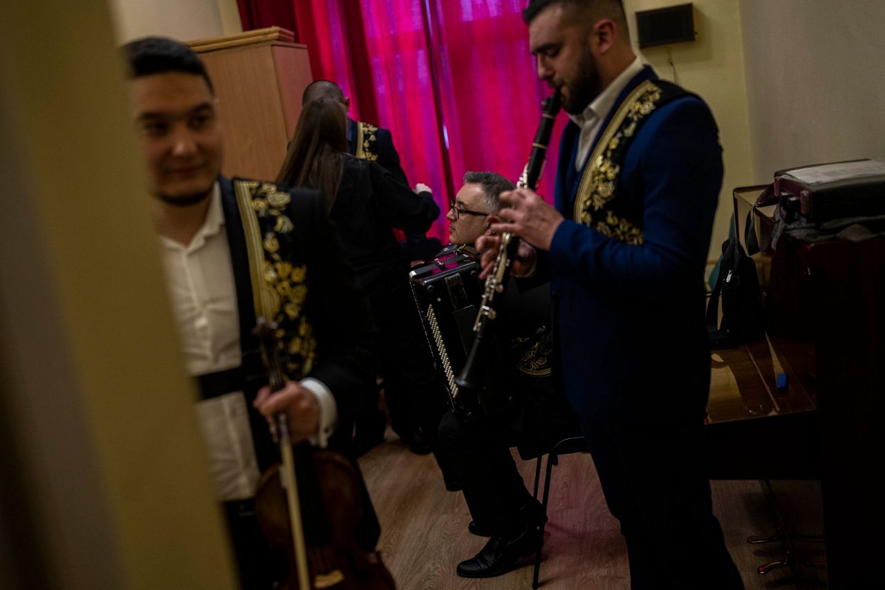 Ukrainian singer Jamala to perform new album for Eurovision