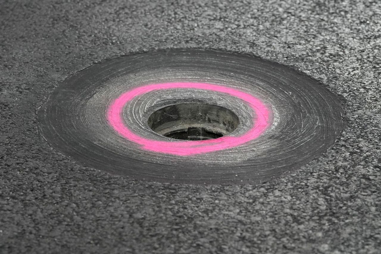 Manhole cover on Las Vegas Grand Prix course halts first practice of ...