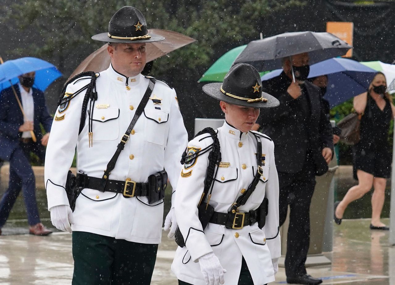 Florida: Slain FBI agent remembered for protecting children