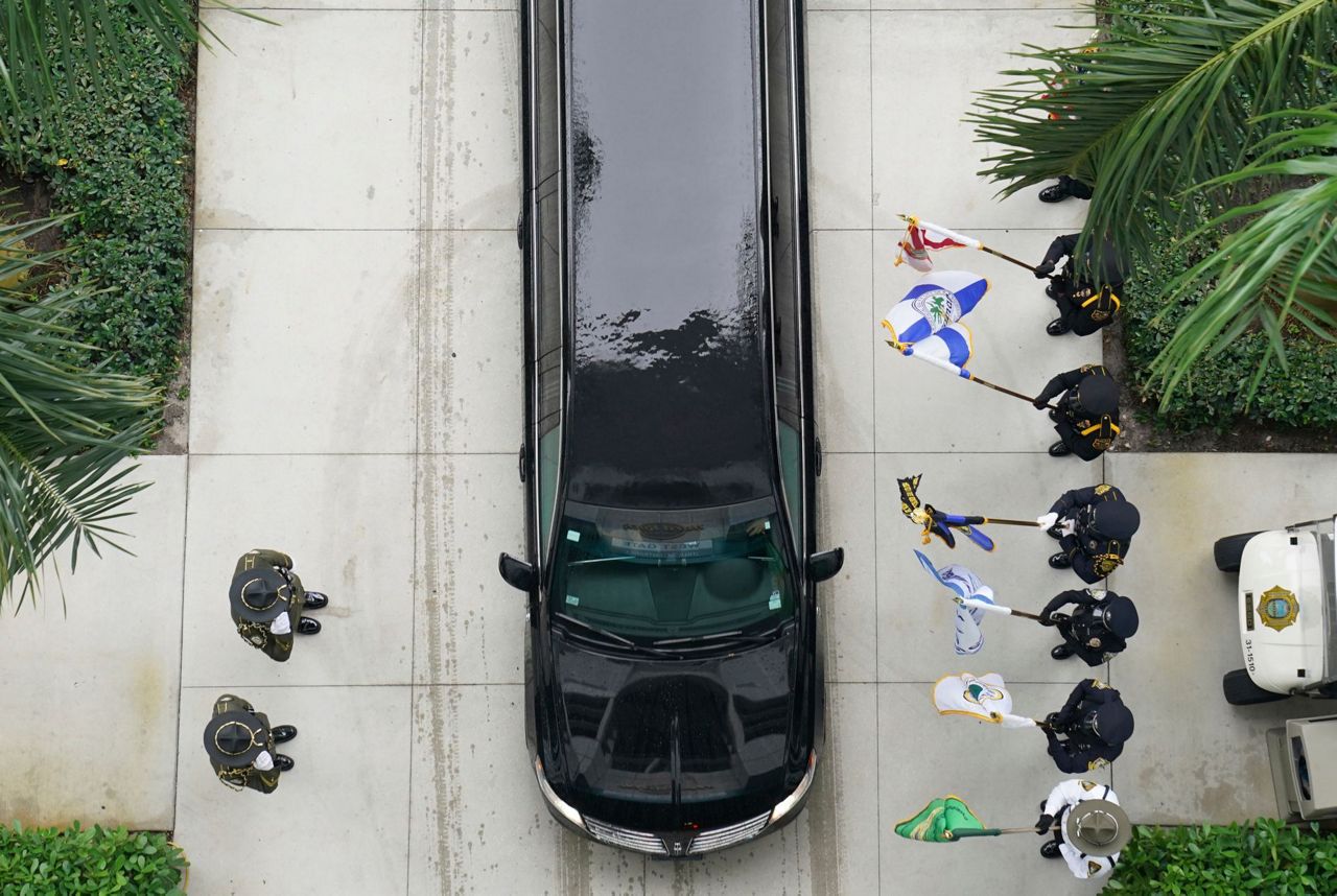 Florida: Slain FBI agent remembered for protecting children