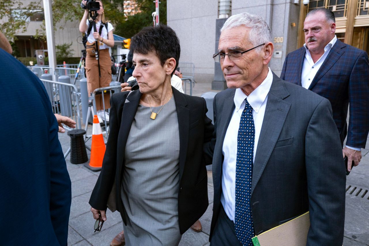Jury selection resumes at fraud trial for FTX founder Sam Bankman-Fried