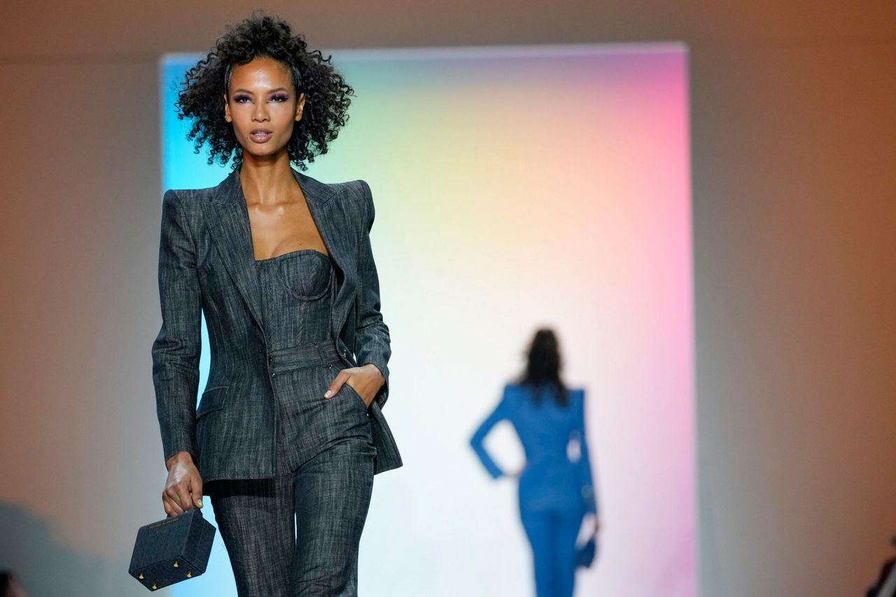 Sergio Hudson delivers colorful ‘90s celebration at NYFW