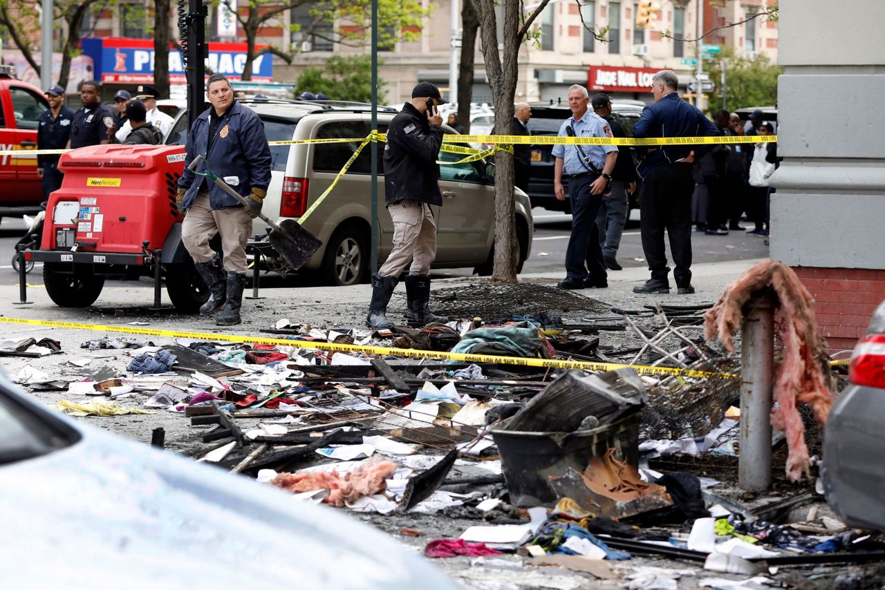Police: Harlem fire claims 6 lives, including 4 children